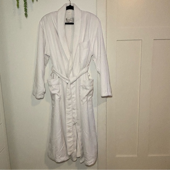 Monarch Cypress | Intimates & Sleepwear | The Greenbrier Resort Robe ...